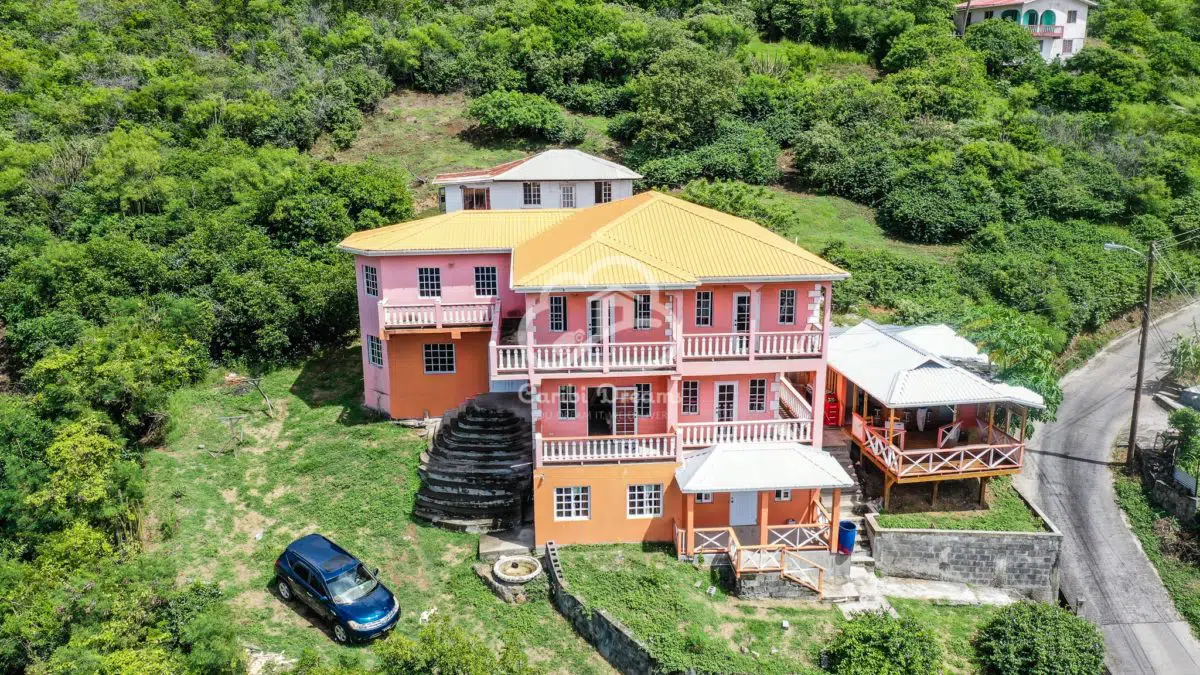 Beauty in Bequia - CaribiDreams